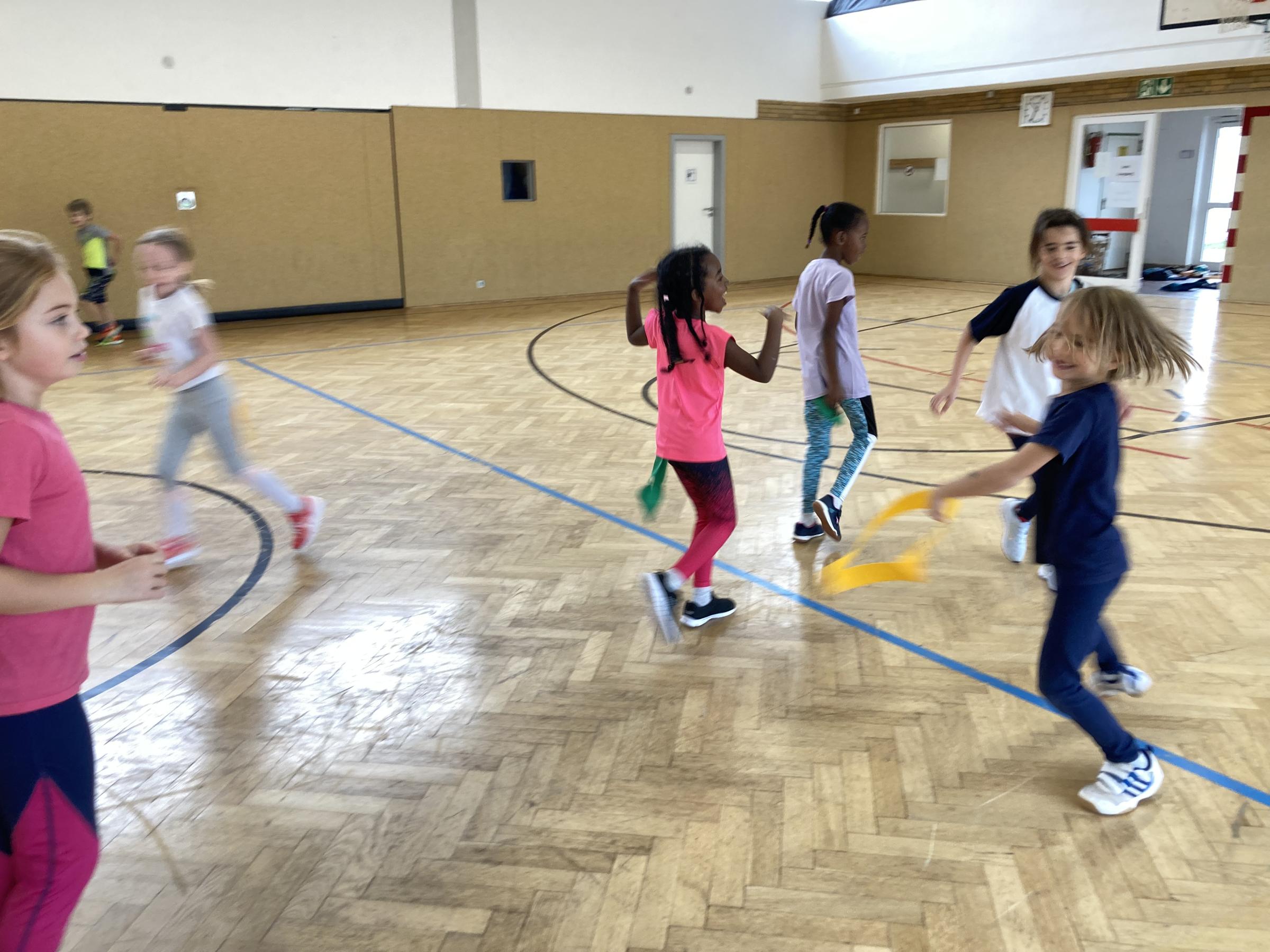 Sportspiele in der Grundschule (8): Schwänzchen fangen | Grundschule ...